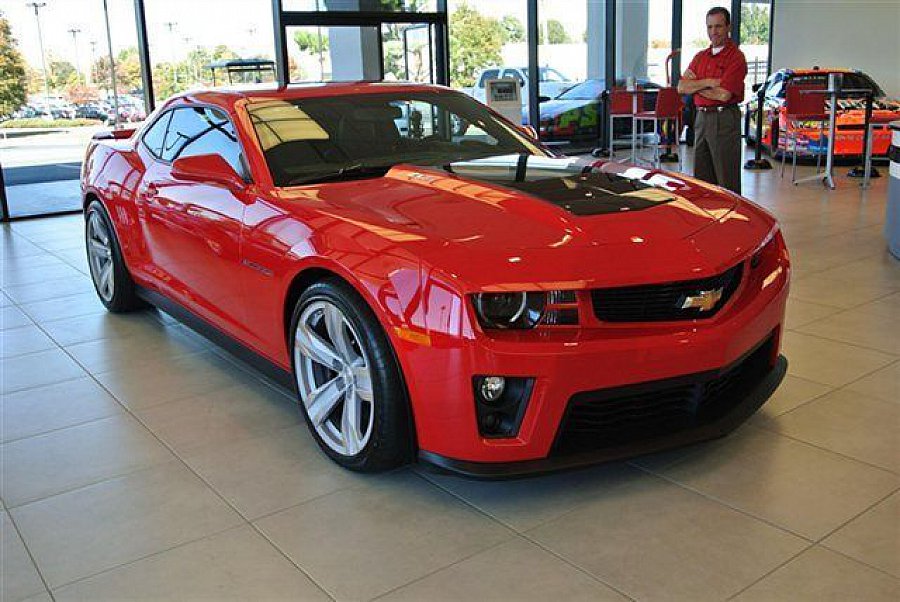 CHEVROLET CAMARO ZL1 coupé Rouge occasion - 74 900 € - 10 km - vente de ...