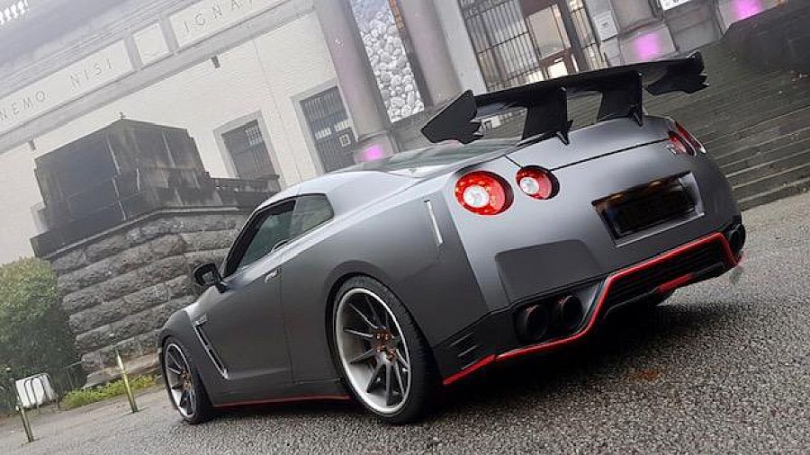 NISSAN GT-R R35 3.8 Bi-Turbo 570 ch compétition Gris occasion - 69 500 ...