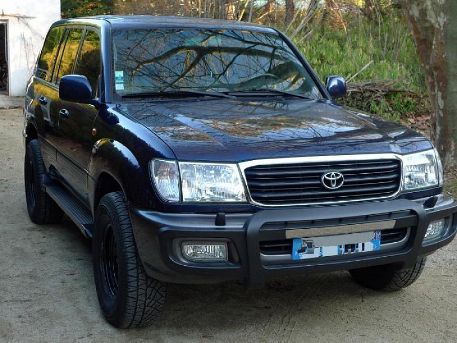 TOYOTA LAND CRUISER SW 4.2l TD VXV 4x4 Bleu foncé occasion - 22 000 ...